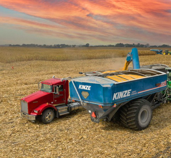 Buying a Grain Cart that Fits Your Farm - Agriteer